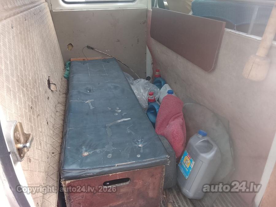 Balts Volkswagen Transporter 1982 Tapa, ar dzinēja tilpumu 1.60 L un nobraukumu 0 tūkst. km par 1999 €, foto 9 vietnē AUTOMOTO.COM.LV