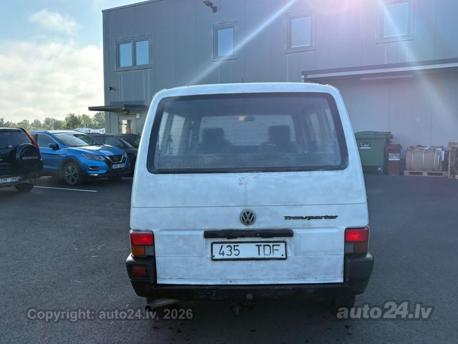 Balts Volkswagen Transporter 1992 Rapla, ar dzinēja tilpumu 1.90 L un nobraukumu 0 tūkst. km par 750 €, foto 9 vietnē AUTOMOTO.COM.LV