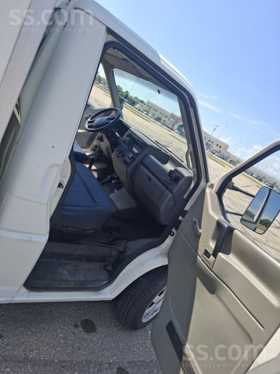 Balts Volkswagen Transporter 1998 Jelgava, ar dzinēja tilpumu 2.50 L un nobraukumu 325 tūkst. km par 3100 €, foto 10 vietnē AUTOMOTO.COM.LV