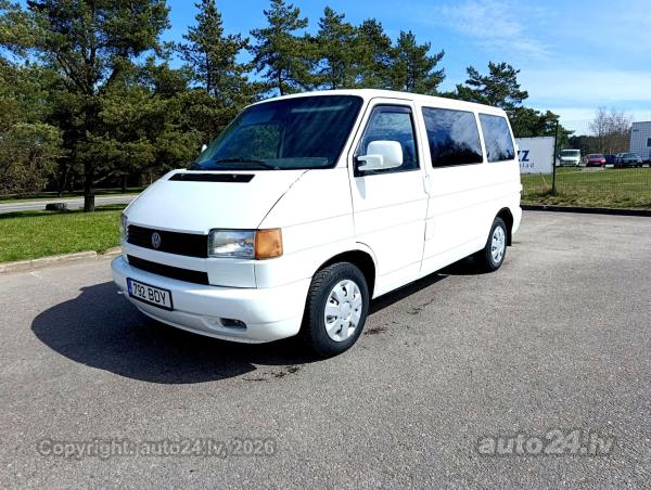 Balts Volkswagen Transporter 1999 Tallina, ar dzinēja tilpumu 2.50 L un nobraukumu 446 tūkst. km par 3799 €, foto 1 vietnē AUTOMOTO.COM.LV