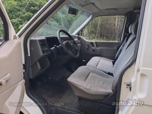 White Volkswagen Transporter 1999 in Rapla, with an engine capacity of 1.90 L and mileage of 348 thousand km for 2999 €, photo 6 on AUTOMOTO.COM.LV