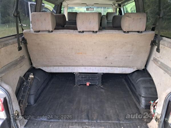 White Volkswagen Transporter 1999 in Rapla, with an engine capacity of 1.90 L and mileage of 348 thousand km for 2999 €, photo 7 on AUTOMOTO.COM.LV