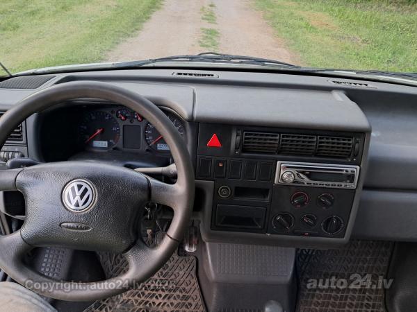 White Volkswagen Transporter 1999 in Rapla, with an engine capacity of 1.90 L and mileage of 348 thousand km for 2999 €, photo 8 on AUTOMOTO.COM.LV