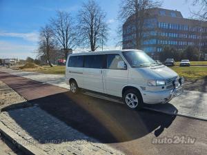 White Volkswagen Transporter 2001 in Tallinn, with an engine capacity of 2.50 L and mileage of 440 thousand km for 4699 €, photo 2 on AUTOMOTO.COM.LV