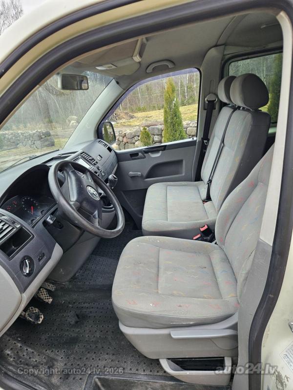 Balts Volkswagen Transporter 2005 Tallina, ar dzinēja tilpumu 1.90 L un nobraukumu 0 tūkst. km par 2500 €, foto 5 vietnē AUTOMOTO.COM.LV
