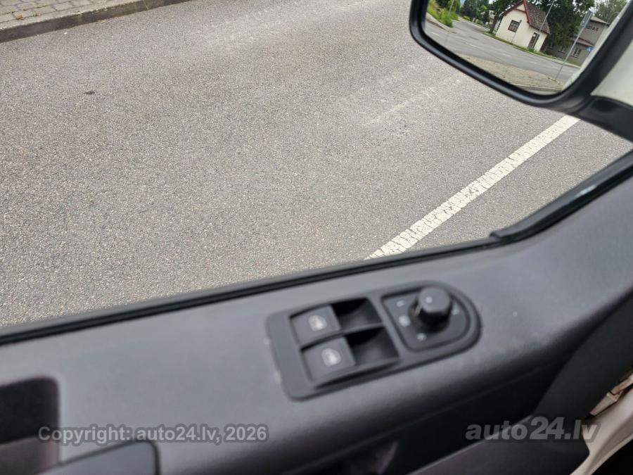 Balts Volkswagen Transporter 2007 Paide, ar dzinēja tilpumu 1.90 L un nobraukumu 256 tūkst. km par 6990 €, foto 12 vietnē AUTOMOTO.COM.LV