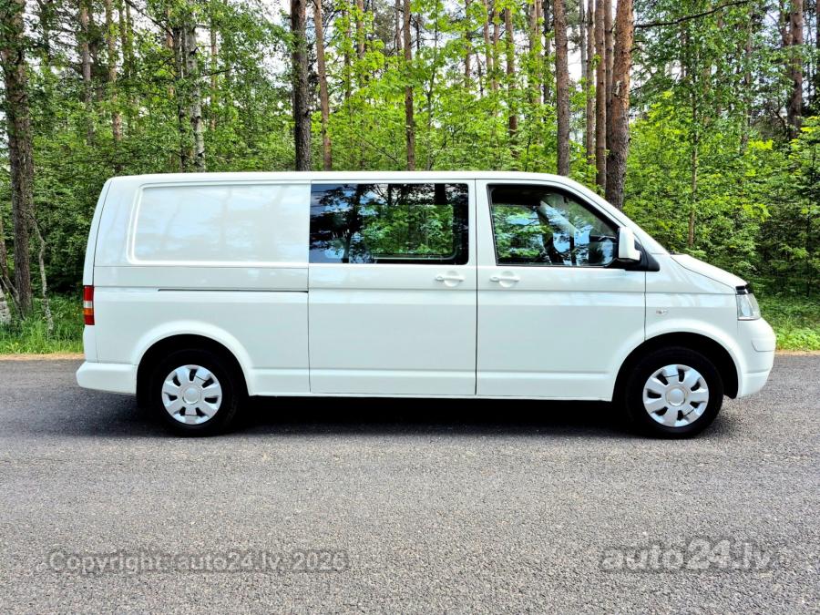 White Volkswagen Transporter 2009 in Tallinn, with an engine capacity of 2.50 L and mileage of 507 thousand km for 4850 €, photo 3 on AUTOMOTO.COM.LV