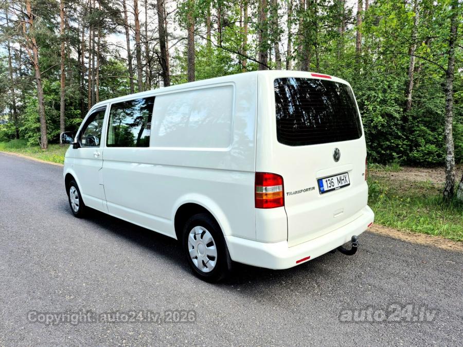 White Volkswagen Transporter 2009 in Tallinn, with an engine capacity of 2.50 L and mileage of 507 thousand km for 4850 €, photo 7 on AUTOMOTO.COM.LV