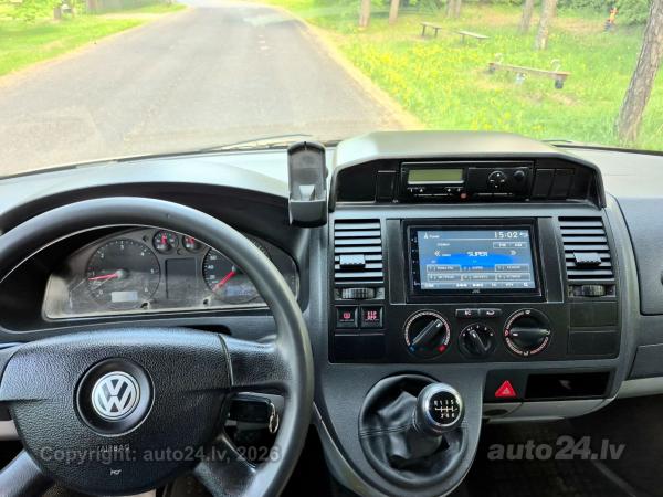 White Volkswagen Transporter 2009 in Tallinn, with an engine capacity of 2.50 L and mileage of 507 thousand km for 4850 €, photo 10 on AUTOMOTO.COM.LV