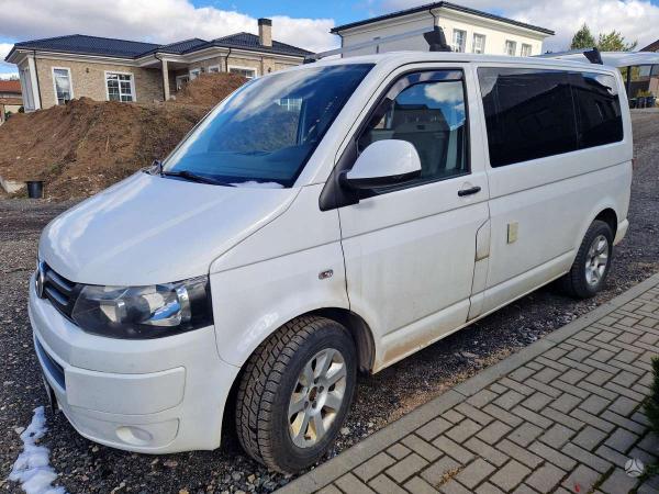 Balts Volkswagen Transporter 2010 Viļņa, ar dzinēja tilpumu 2.00 L un nobraukumu 327 tūkst. km par 6200 €, foto 1 vietnē AUTOMOTO.COM.LV