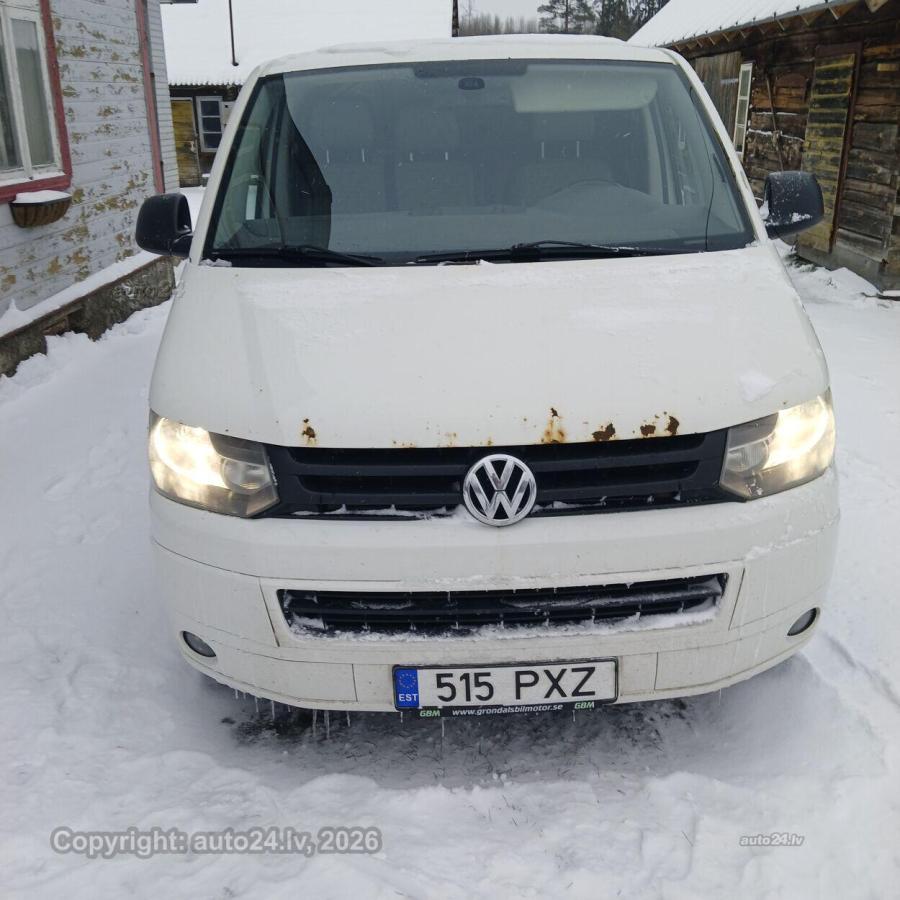 White Volkswagen Transporter 2012 in Voru, with an engine capacity of 2.00 L and mileage of 378 thousand km for 4999 €, photo 3 on AUTOMOTO.COM.LV