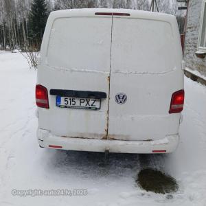 White Volkswagen Transporter 2012 in Voru, with an engine capacity of 2.00 L and mileage of 378 thousand km for 4999 €, photo 4 on AUTOMOTO.COM.LV