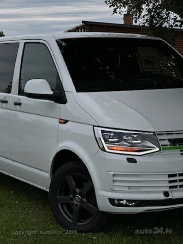 White Volkswagen Transporter 2017 in Tartu, with an engine capacity of 2.00 L and mileage of 323 thousand km for 17500 €, photo 4 on AUTOMOTO.COM.LV