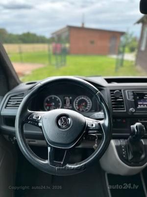 White Volkswagen Transporter 2017 in Tartu, with an engine capacity of 2.00 L and mileage of 323 thousand km for 17500 €, photo 11 on AUTOMOTO.COM.LV