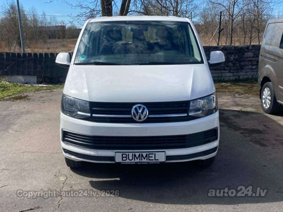 Balts Volkswagen Transporter 2018 Tallina, ar dzinēja tilpumu 2.00 L un nobraukumu 221 tūkst. km par 19220 €, foto 1 vietnē AUTOMOTO.COM.LV