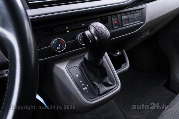 White Volkswagen Transporter 2020 in Riga, with an engine capacity of 2.00 L and mileage of 174 thousand km for 19215 €, photo 11 on AUTOMOTO.COM.LV