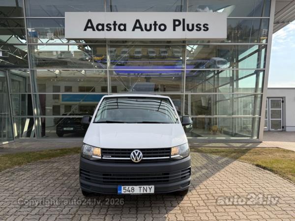Balts Volkswagen Transporter 2020 Tartu, ar dzinēja tilpumu 2.00 L un nobraukumu 259 tūkst. km par 26900 €, foto 2 vietnē AUTOMOTO.COM.LV
