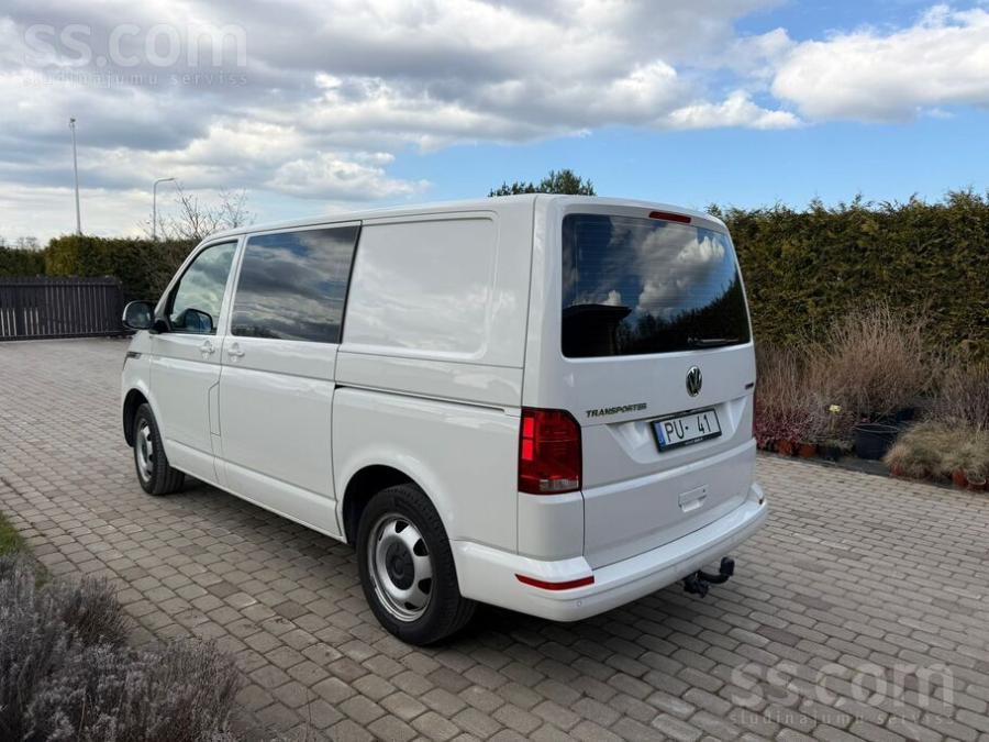 Balts Volkswagen Transporter 2021 Rīga, ar dzinēja tilpumu 2.00 L un nobraukumu 245 tūkst. km par 21000 €, foto 4 vietnē AUTOMOTO.COM.LV
