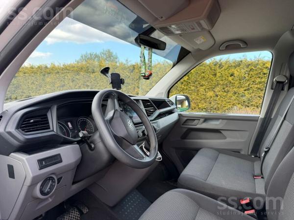 Balts Volkswagen Transporter 2021 Rīga, ar dzinēja tilpumu 2.00 L un nobraukumu 245 tūkst. km par 21000 €, foto 5 vietnē AUTOMOTO.COM.LV