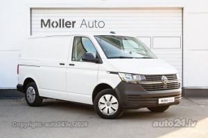 White Volkswagen Transporter 2022 in Riga, with an engine capacity of 2.00 L and mileage of 180 thousand km for 19420 €, photo 3 on AUTOMOTO.COM.LV