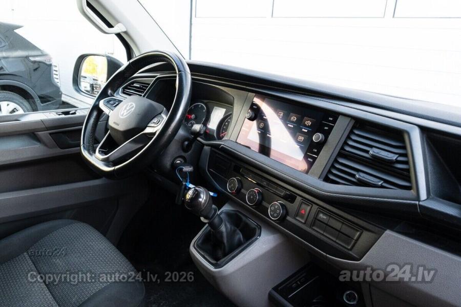 White Volkswagen Transporter 2022 in Riga, with an engine capacity of 2.00 L and mileage of 180 thousand km for 19420 €, photo 10 on AUTOMOTO.COM.LV