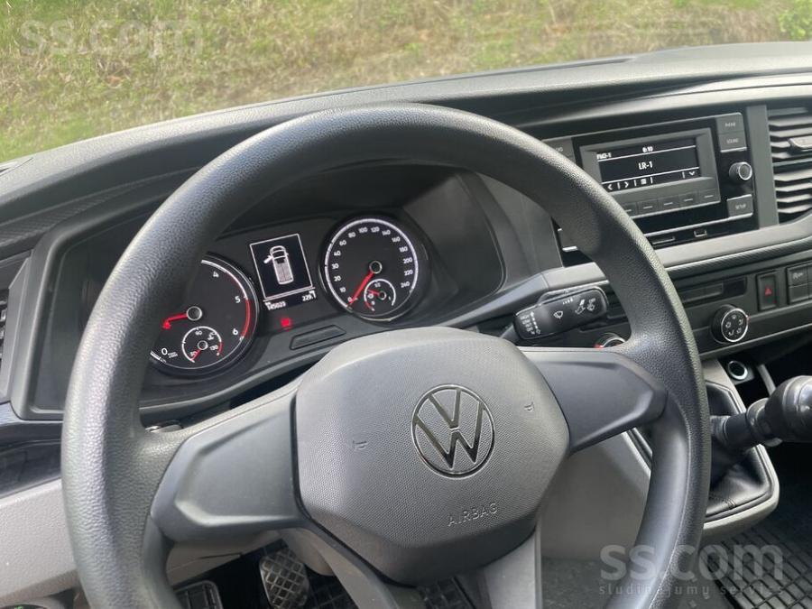 Balts Volkswagen Transporter 2022 Rīga, ar dzinēja tilpumu 2.00 L un nobraukumu 145 tūkst. km par 14990 €, foto 5 vietnē AUTOMOTO.COM.LV