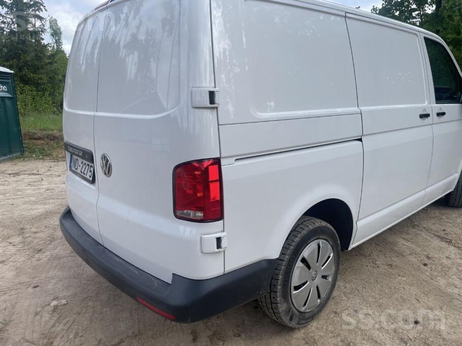 Balts Volkswagen Transporter 2022 Rīga, ar dzinēja tilpumu 2.00 L un nobraukumu 145 tūkst. km par 14990 €, foto 7 vietnē AUTOMOTO.COM.LV