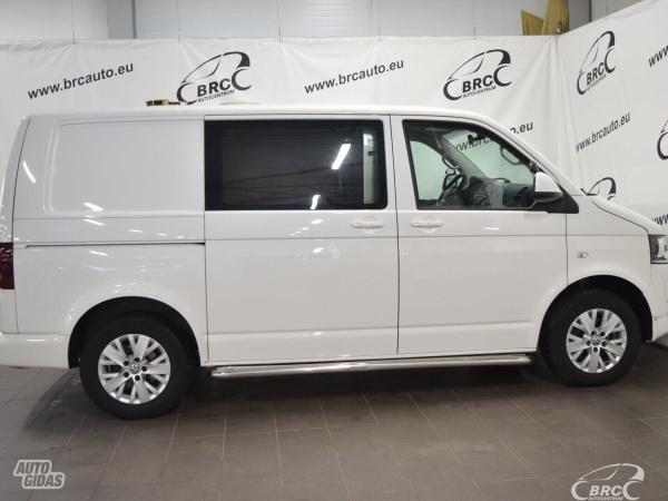 White Volkswagen Transporter 2015 in Riga, with an engine capacity of 2.00 L and mileage of 280 thousand km for 10700 €, photo 8 on AUTOMOTO.COM.LV