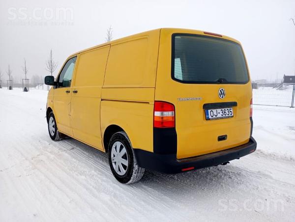 Dzeltens Volkswagen Transporter 2005 Liepāja, ar dzinēja tilpumu 1.90 L un nobraukumu 178 tūkst. km par 4195 €, foto 4 vietnē AUTOMOTO.COM.LV