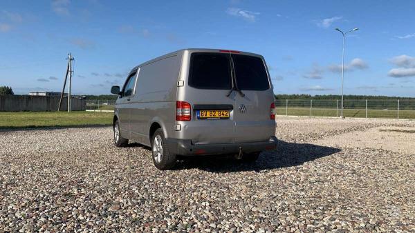 Yellow Volkswagen Transporter 2010 in Kaunas, with an engine capacity of 2.00 L and mileage of 325 thousand km for 5400 €, photo 10 on AUTOMOTO.COM.LV