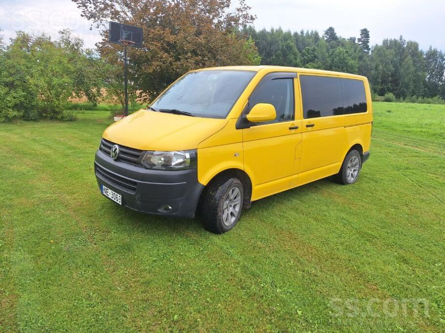 Yellow Volkswagen Transporter 2011 in Bauska, with an engine capacity of 2.00 L and mileage of 429 thousand km for 5500 €, photo 1 on AUTOMOTO.COM.LV