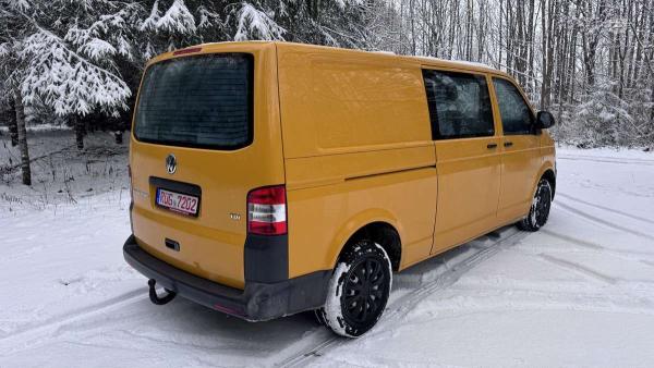 Dzeltens Volkswagen Transporter 2013 Kelmė, ar dzinēja tilpumu 2.00 L un nobraukumu 339 tūkst. km par 10700 €, foto 6 vietnē AUTOMOTO.COM.LV