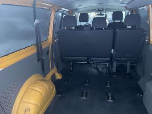 Yellow Volkswagen Transporter 2022 in Siauliai, with an engine capacity of 1.97 L and mileage of 174 thousand km for 20999 €, photo 20 on AUTOMOTO.COM.LV