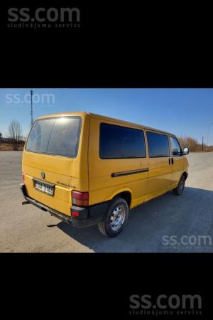 Yellow Volkswagen Transporter 1995 in Rezekne, with an engine capacity of 2.40 L and mileage of 331 thousand km for 3100 €, photo 2 on AUTOMOTO.COM.LV