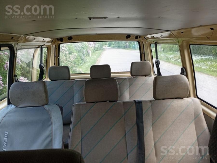 Yellow Volkswagen Transporter 1995 in Dobele, with an engine capacity of 1.90 L and mileage of 564 thousand km for 1300 €, photo 11 on AUTOMOTO.COM.LV