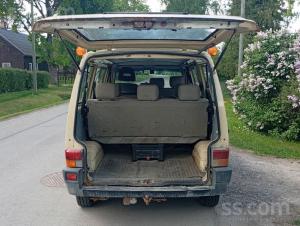 Yellow Volkswagen Transporter 1995 in Dobele, with an engine capacity of 1.90 L and mileage of 564 thousand km for 1300 €, photo 14 on AUTOMOTO.COM.LV