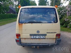 Yellow Volkswagen Transporter 1995 in Dobele, with an engine capacity of 1.90 L and mileage of 564 thousand km for 1300 €, photo 15 on AUTOMOTO.COM.LV