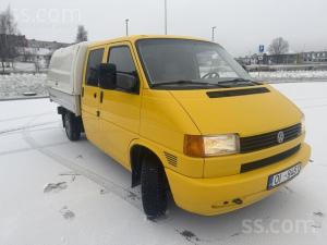 Yellow Volkswagen Transporter 2001 in Rezekne, with an engine capacity of 2.50 L and mileage of 150 thousand km for 5999 €, photo 2 on AUTOMOTO.COM.LV