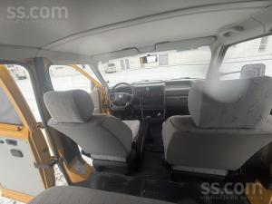 Yellow Volkswagen Transporter 2001 in Rezekne, with an engine capacity of 2.50 L and mileage of 150 thousand km for 5999 €, photo 16 on AUTOMOTO.COM.LV