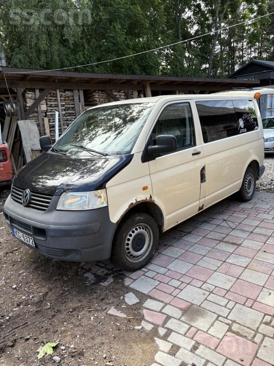 Желтый Фольксваген Transporter 2005 в Юрмала, объемом двигателя 1.90 л и пробегом 585 тыс. км за 1500 €, фото 1 на AUTOMOTO.COM.LV