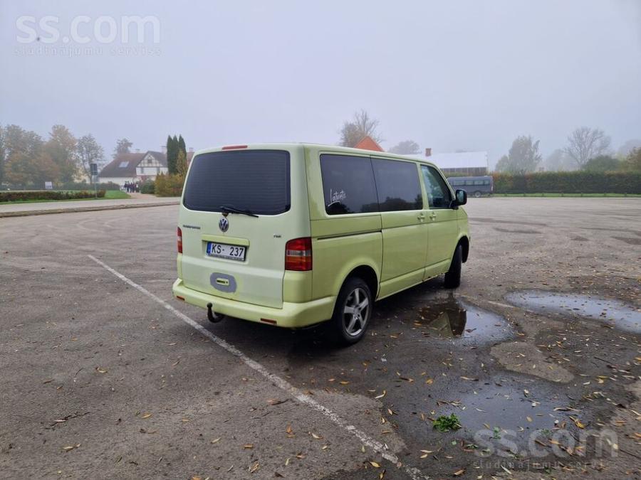 Желтый Фольксваген Transporter 2006 в Бауска, объемом двигателя 2.50 л и пробегом 330 тыс. км за 4900 €, фото 1 на AUTOMOTO.COM.LV