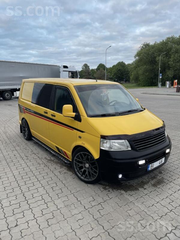 Yellow Volkswagen Transporter 2008 in Liepaja, with an engine capacity of 1.90 L and mileage of 180 thousand km for 9500 €, photo 5 on AUTOMOTO.COM.LV