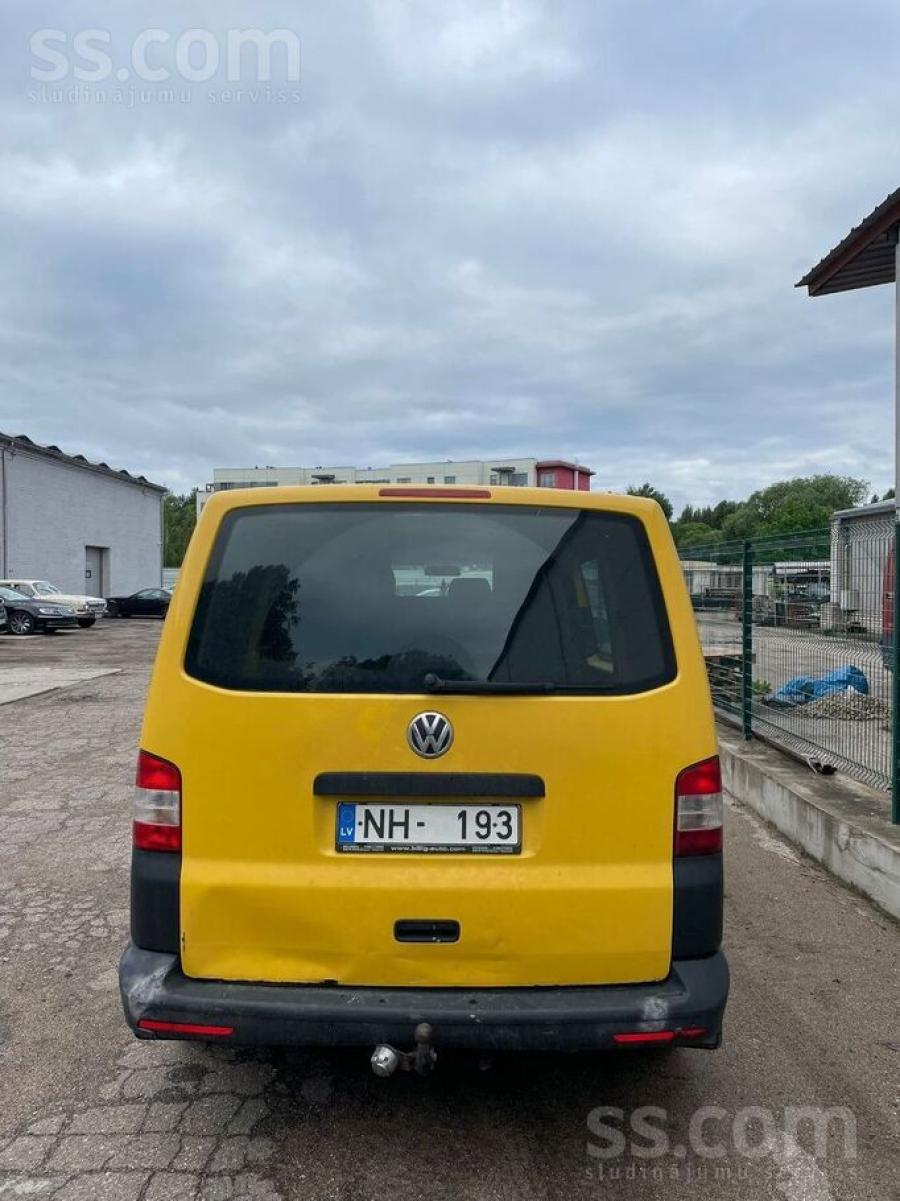 Dzeltens Volkswagen Transporter 2013 Rīga, ar dzinēja tilpumu 2.00 L un nobraukumu 222 tūkst. km par 8900 €, foto 3 vietnē AUTOMOTO.COM.LV