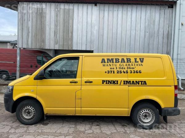 Yellow Volkswagen Transporter 2013 in Riga, with an engine capacity of 2.00 L and mileage of 222 thousand km for 8900 €, photo 3 on AUTOMOTO.COM.LV