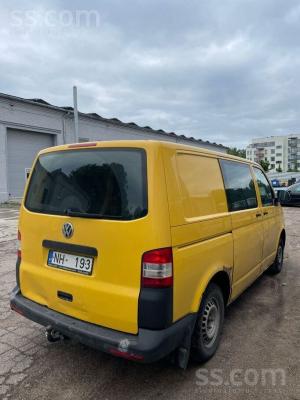 Dzeltens Volkswagen Transporter 2013 Rīga, ar dzinēja tilpumu 2.00 L un nobraukumu 222 tūkst. km par 8900 €, foto 5 vietnē AUTOMOTO.COM.LV
