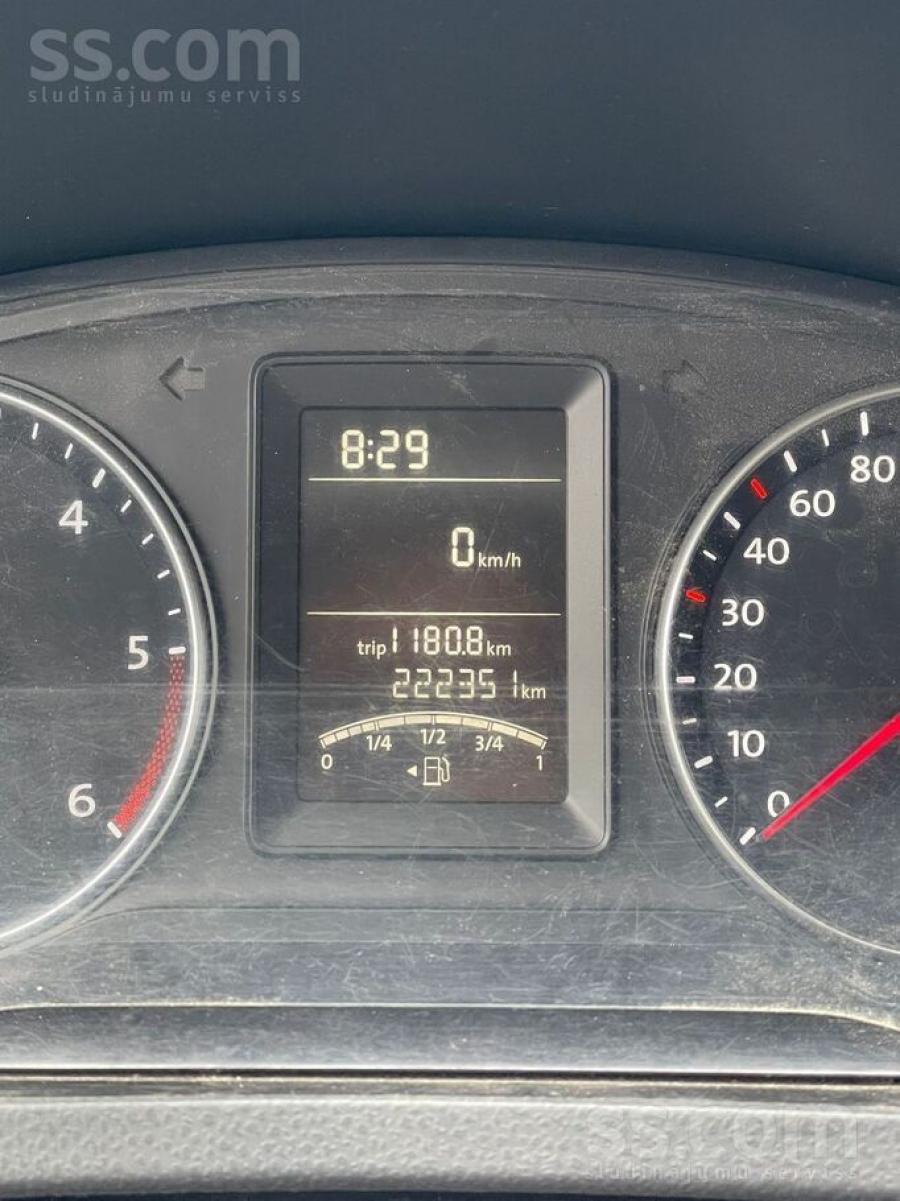 Dzeltens Volkswagen Transporter 2013 Rīga, ar dzinēja tilpumu 2.00 L un nobraukumu 222 tūkst. km par 8900 €, foto 7 vietnē AUTOMOTO.COM.LV