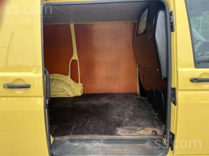 Yellow Volkswagen Transporter 2014 in Riga, with an engine capacity of 2.00 L and mileage of 191 thousand km for 9450 €, photo 8 on AUTOMOTO.COM.LV