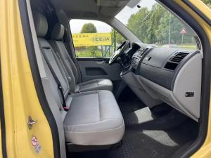 Yellow Volkswagen Transporter 2014 in Riga, with an engine capacity of 2.00 L and mileage of 191 thousand km for 9450 €, photo 45 on AUTOMOTO.COM.LV