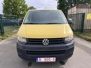 Yellow Volkswagen Transporter 2014 in Riga, with an engine capacity of 2.00 L and mileage of 191 thousand km for 9450 €, photo 8 on AUTOMOTO.COM.LV