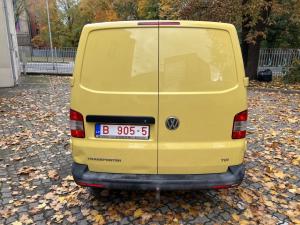 Yellow Volkswagen Transporter 2014 in Riga, with an engine capacity of 2.00 L and mileage of 191 thousand km for 9450 €, photo 16 on AUTOMOTO.COM.LV